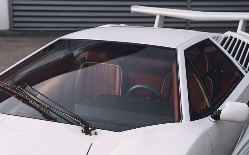 O ícone dos anos 80: Lamborghini Countach 25º aniversário | Raposa Pop